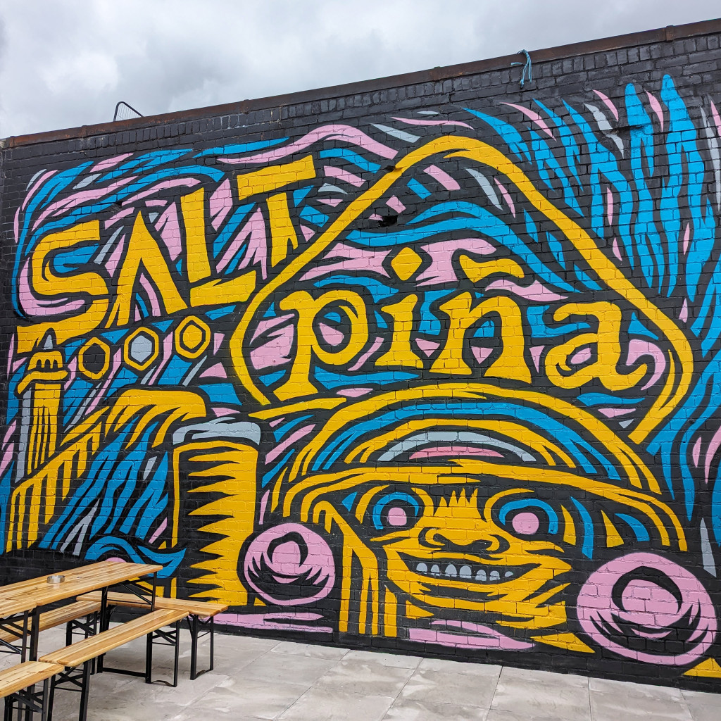 Tom J Newell, piña | Street Art Sheffield